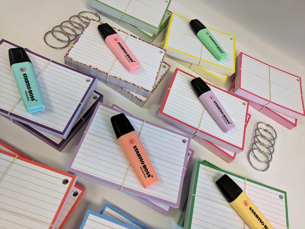 Value Pack 1000 A6 Flashcards - Flashcards and Stationery