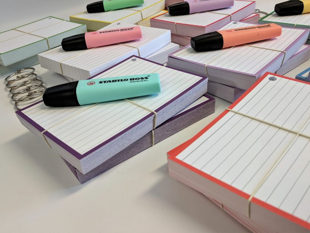 Value Pack 1000 A6 Flashcards - Flashcards and Stationery